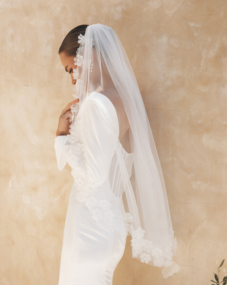 Wedding Veils Perth - birdcage veils - lace veils - raw cut veils ...